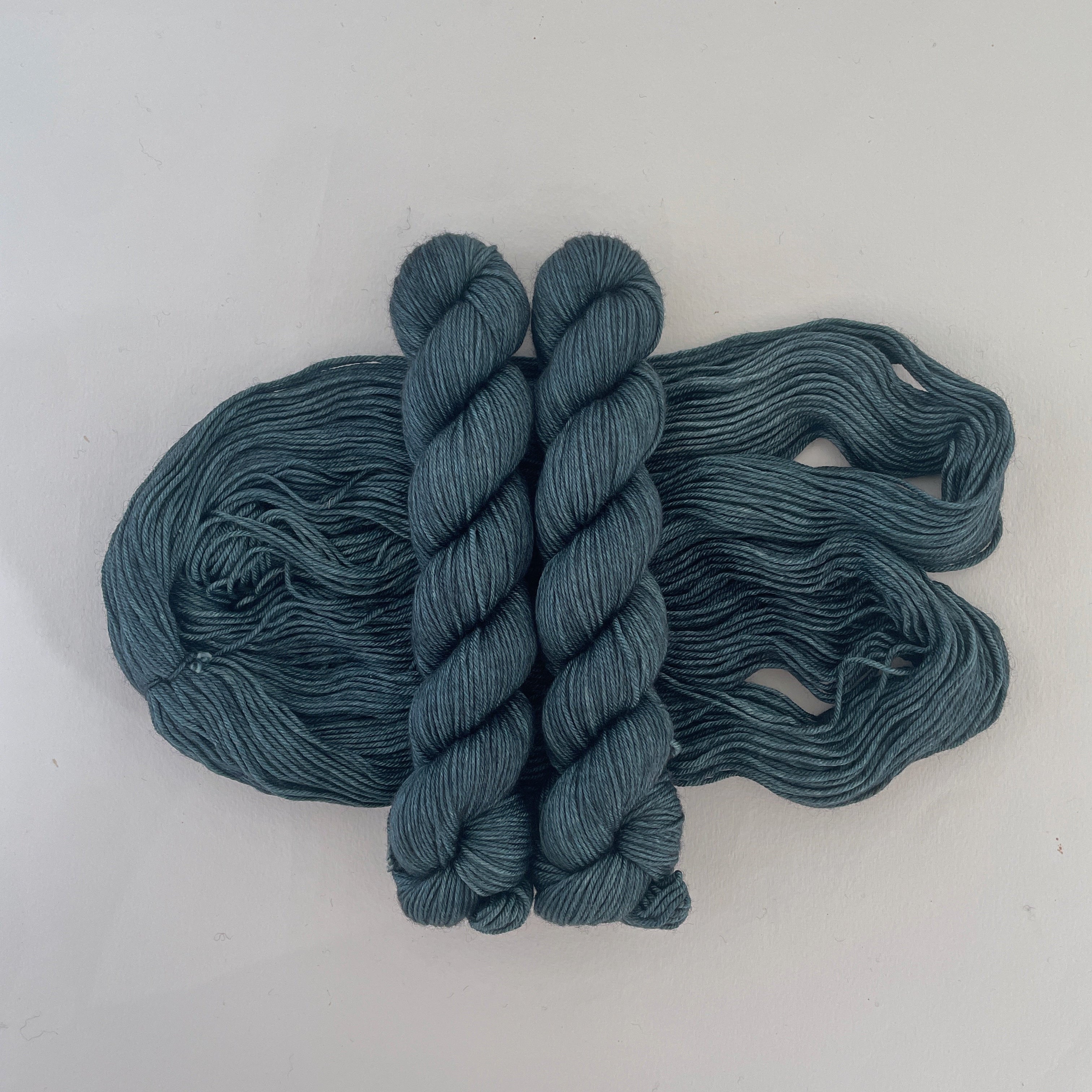 Tant de nuits - Mérinos yack soie DK – Le bruit des aiguilles